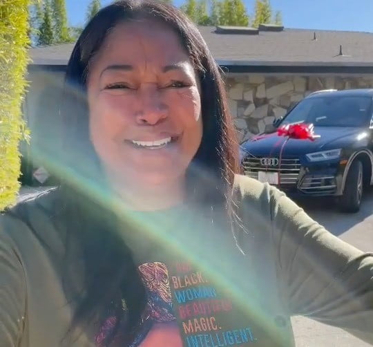 Lizzo Surprises Mom With Luxury Car As Christmas Gift