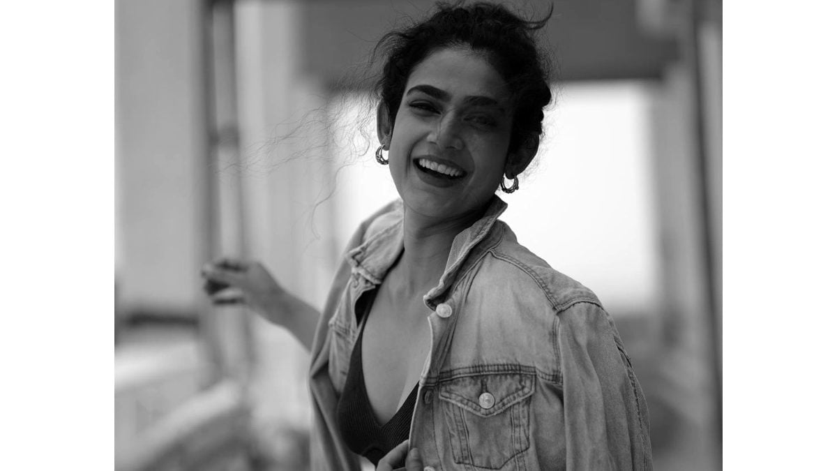 Aakanksha Singh To Make Digital Debut Alongside Sarath Kumar, Jagapathi ...