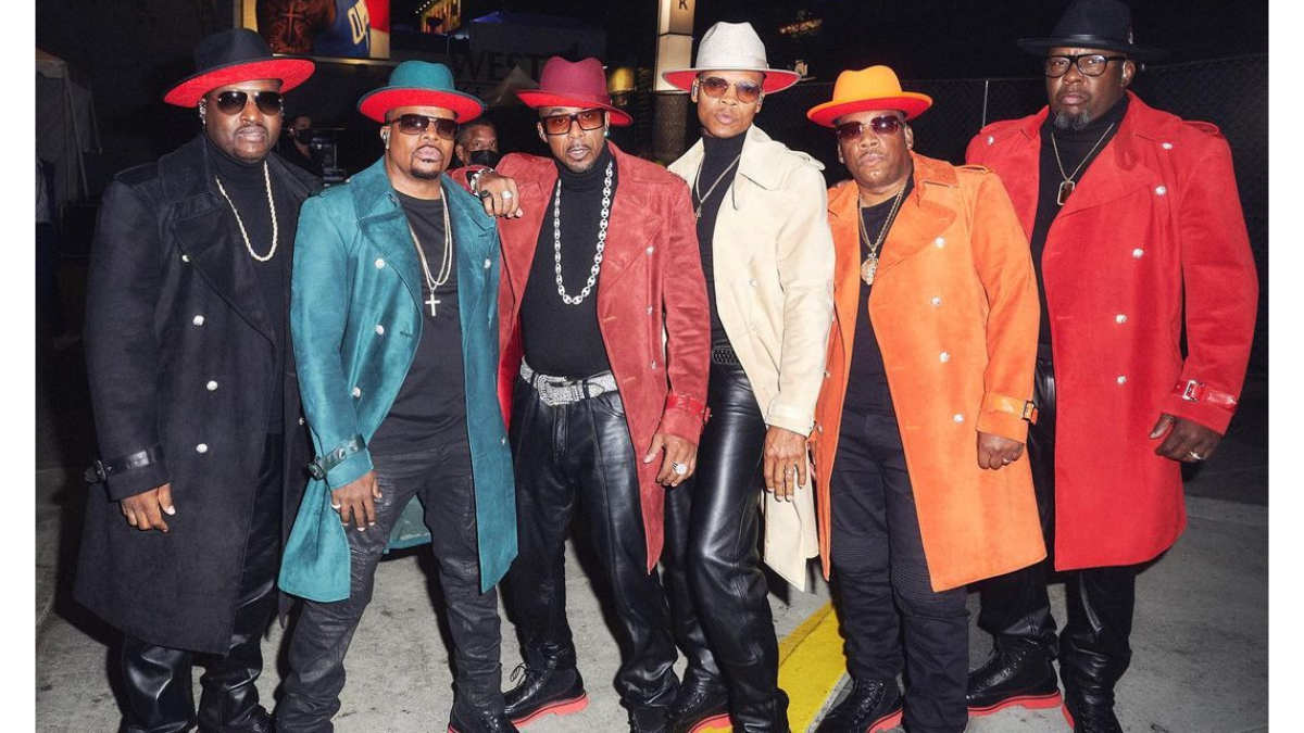 Suits Compete With Avant-garde Looks On The AMA Red Carpet