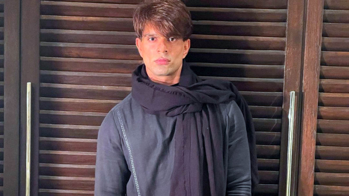 Karan Singh Grover Has Three Web Shows Planned For 2022