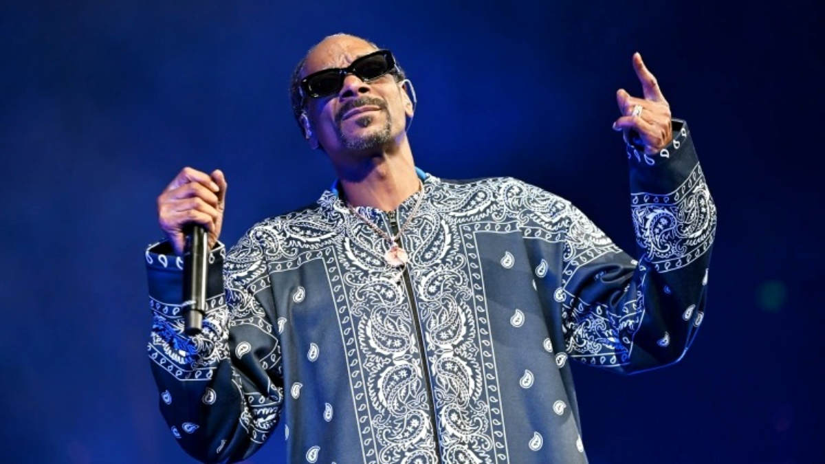 Snoop Dogg Acquires Death Row Records