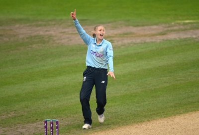 Charlie, Emma Included In England Squad For The Women's Cricket World ...