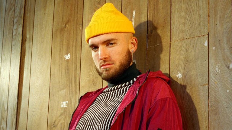 Gavin Haley Announces Debut Album 'i Hate You, Don’t Leave Me'