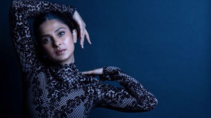 Jennifer Winget Talks About Playing The Nuanced Major Monica Mehra In ...