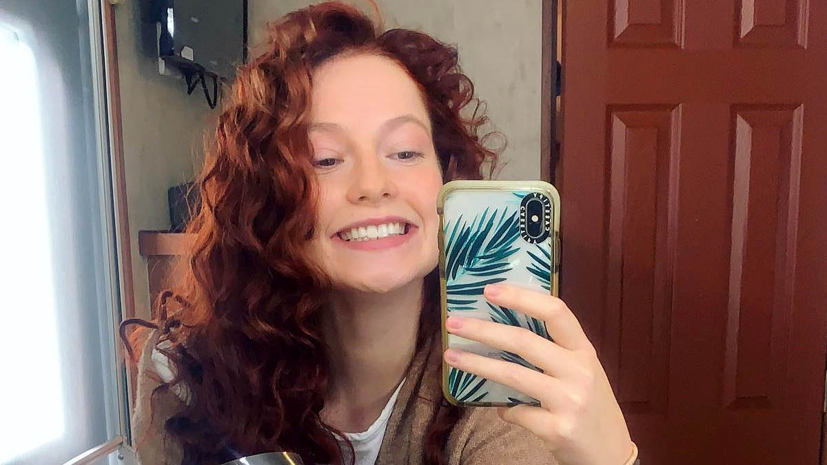 Hannah Dodd Is Thrilled To Join The Cast Of 'Bridgerton' For The Third ...