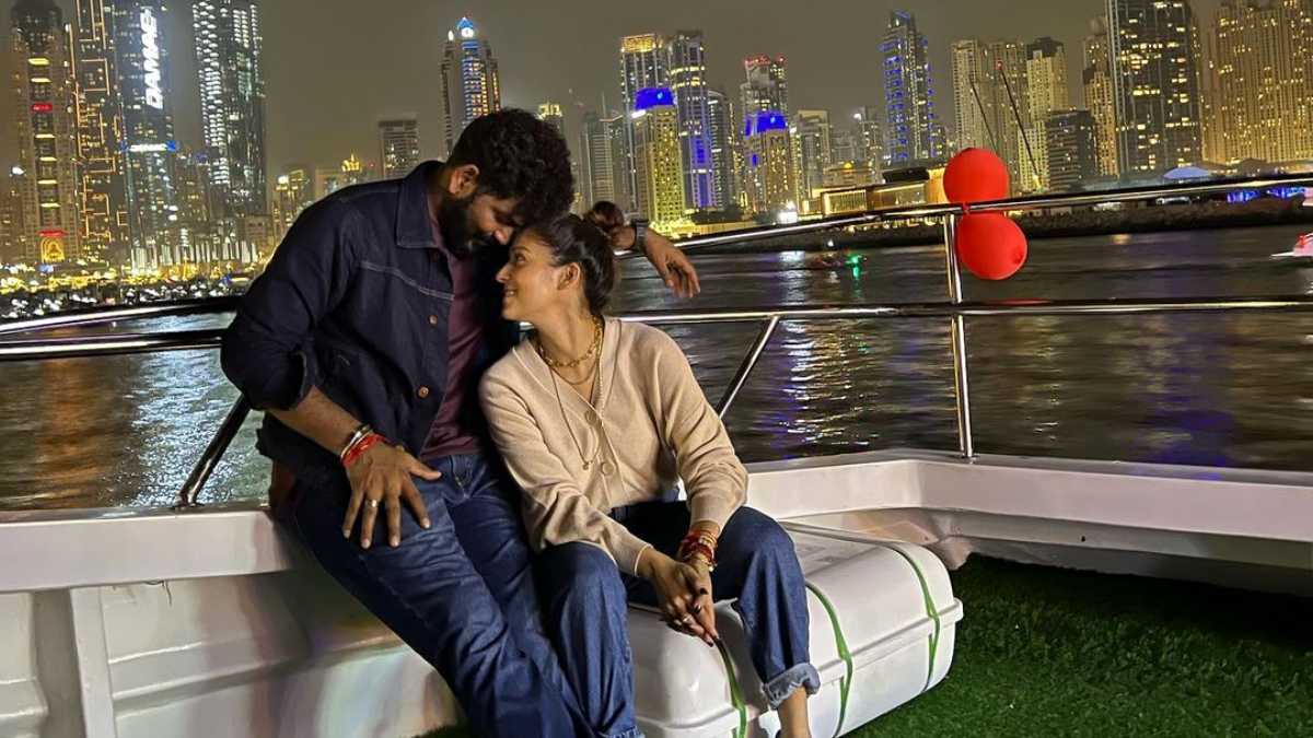 Vignesh Shivan, Nayanthara Blessed With Twins