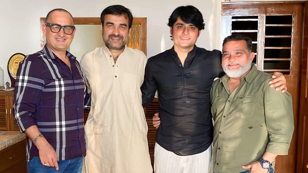 Pankaj Tripathi To Play Ravi Jadhav's Shri Atal Bihari Vajpayee