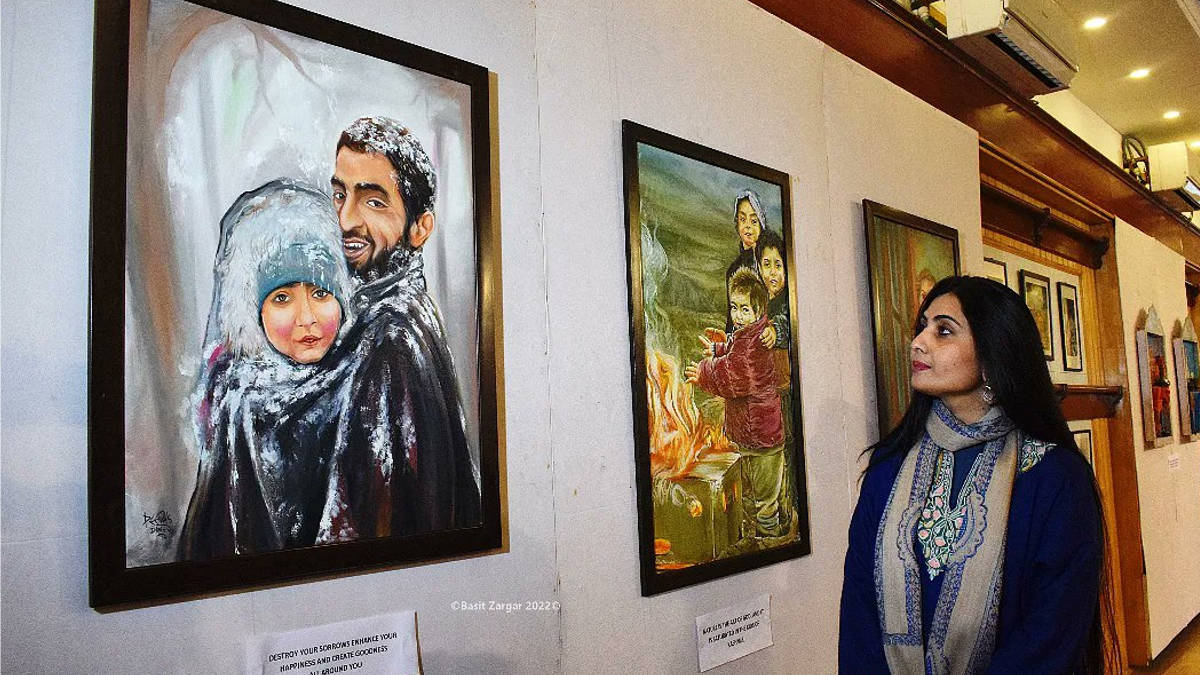 Artist Deepa Soni Portrays Positive, Peaceful And Fearless Kashmir