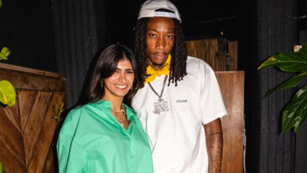 Wiz Khalifa Poses With Adult Star Mia Khalifa And The Internet Going Crazy