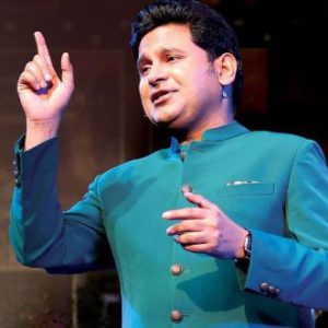 Manoj Muntashir Shukla Set To Host Docuseries 'Ananth Anaadih Vadnagar' | Glamsham