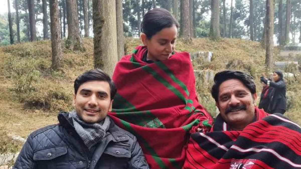 Ishwak Singh On Jaideep Ahlawat: 'His Craft Enhances His Co-actor's ...