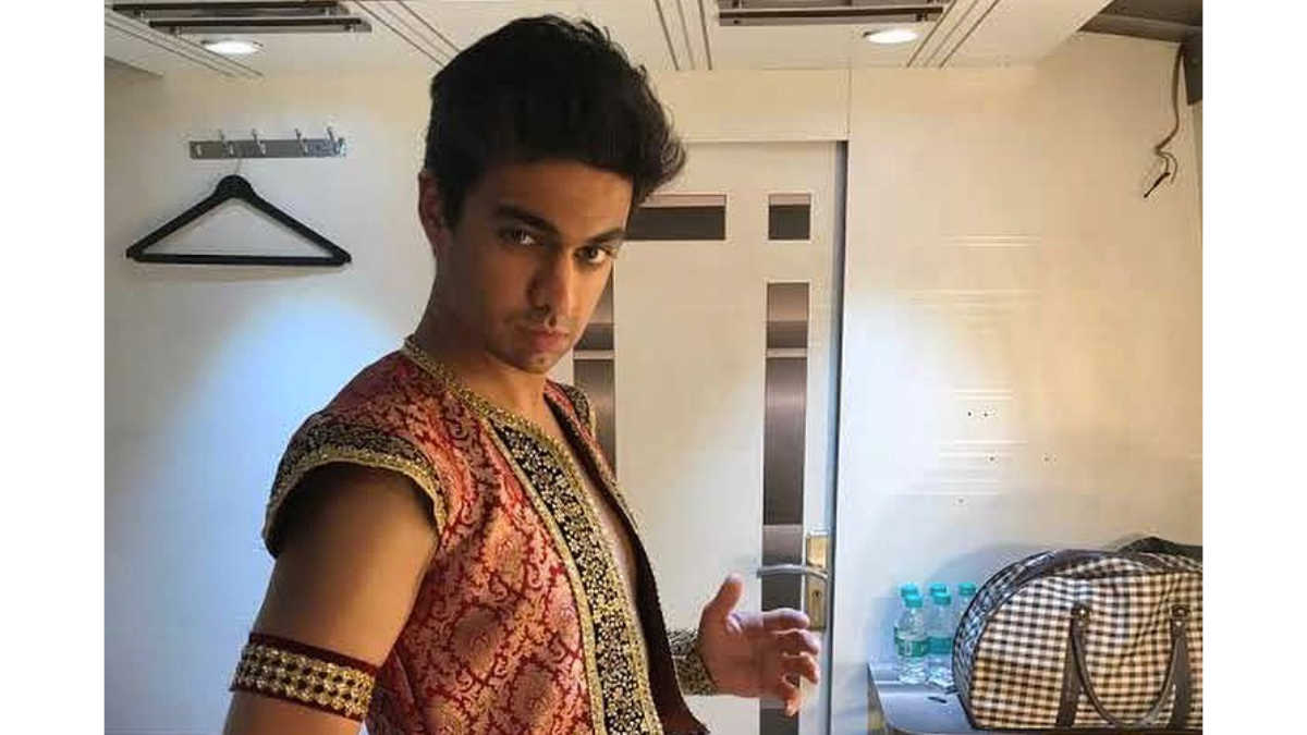 AIB Comedian Rohan Joshi Upset With Theatrical Experiences In Mumbai | Glamsham