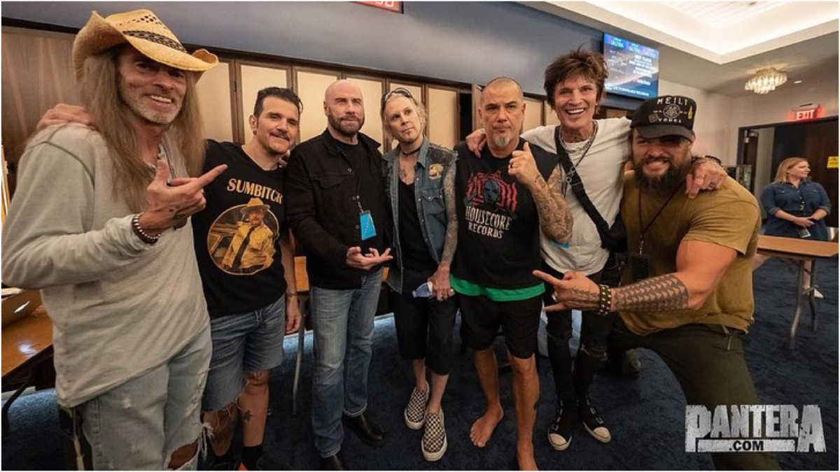 Jason Momoa Spotted In Metallica Concert Alongside John Travolta | Glamsham