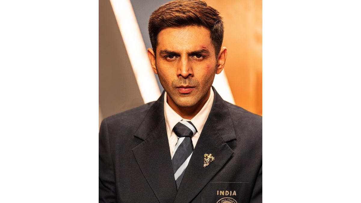 Kartik Aaryan Exudes Pride As He Dons 'India' Blazer In 'Chandu ...