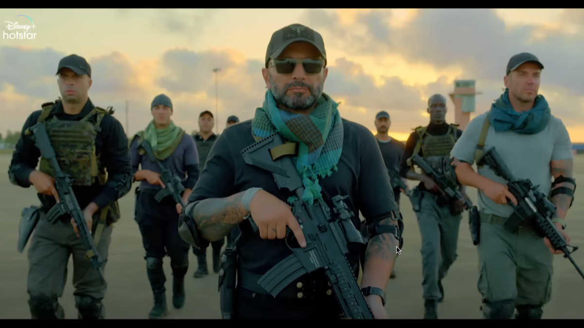 Mohit Raina, Anupam Kher Set To Star In OTT Series 'The Freelancer'