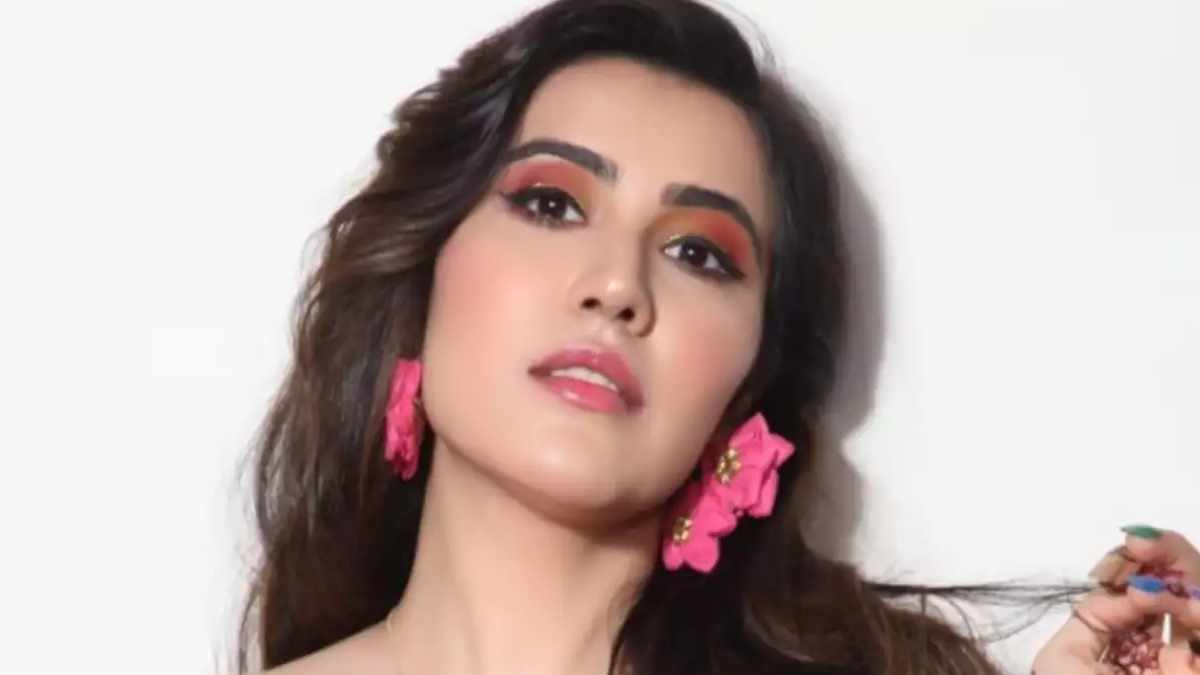 Sheena Bajaj To Make Bollywood Debut With ‘Non Stop Dhamaal’