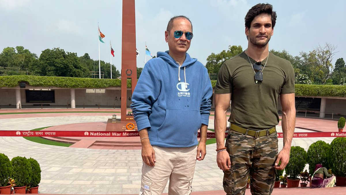 Vipul Shah, Prem Parija Visit National War Memorial To Pay Homage To ...