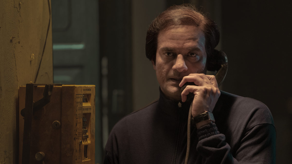 Jaideep Ahlawat Finds Strength In Vulnerability For 'Jaane Jaan' | Glamsham