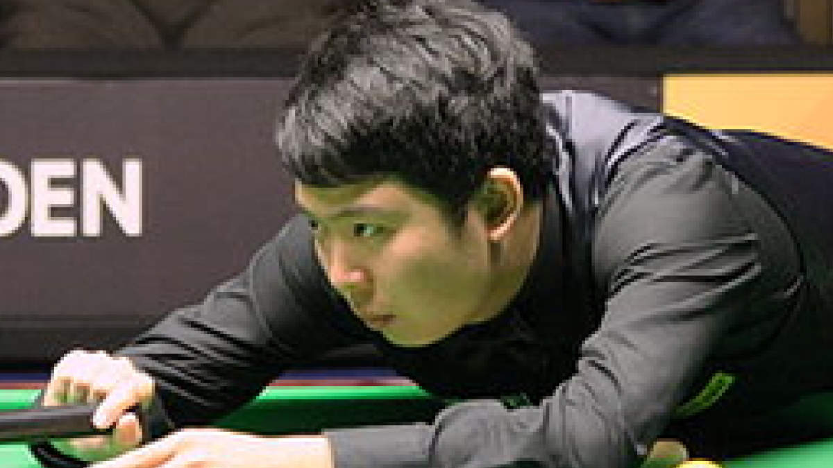 China's Zhang Into Second Round At UK Snooker Championship
