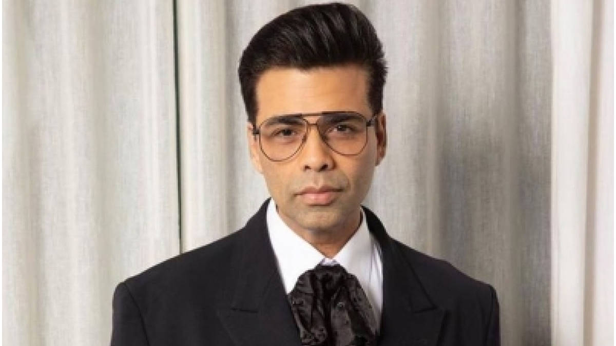 When Karan Johar Gave ‘DDLJ’ Dancer’s Outfit To Kajol For Song’s Shoot ...