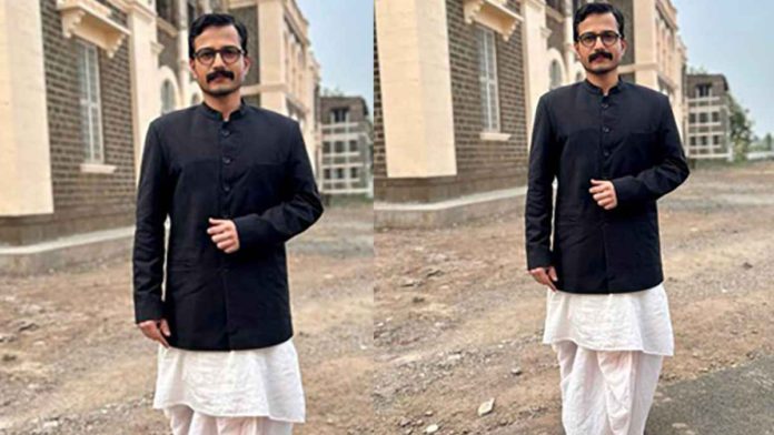 Ashutosh Kulkarni's Winter Cravings Includes Vada Pav, Poha | Glamsham