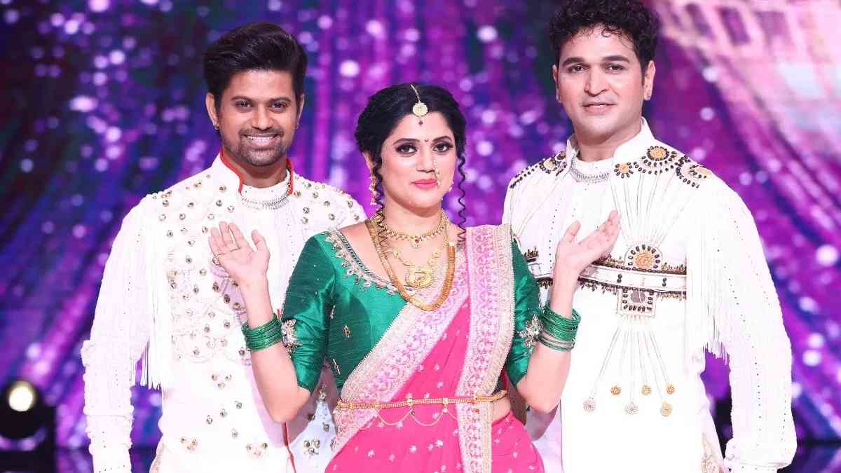 Choreographer Ashish Patil Gives Karuna Pandey His 'Manacha Mujra ...