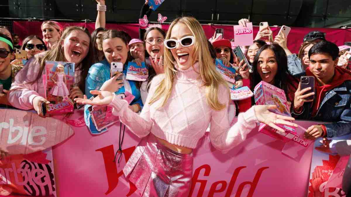 Margot Robbie Collaborates On 'Barbie' Fashion Book | Glamsham