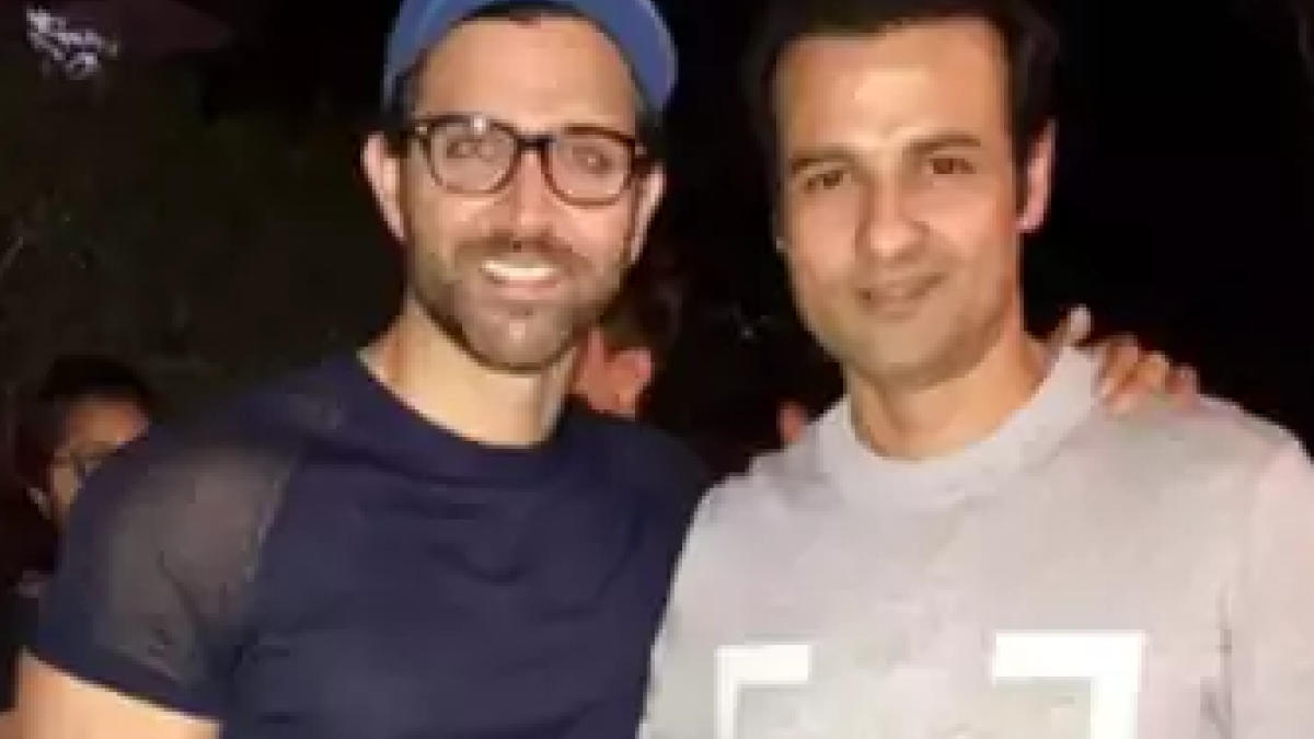 Rohit Roy Wishes 'nicest Guy In Business’ Hrithik Roshan On 50th ...