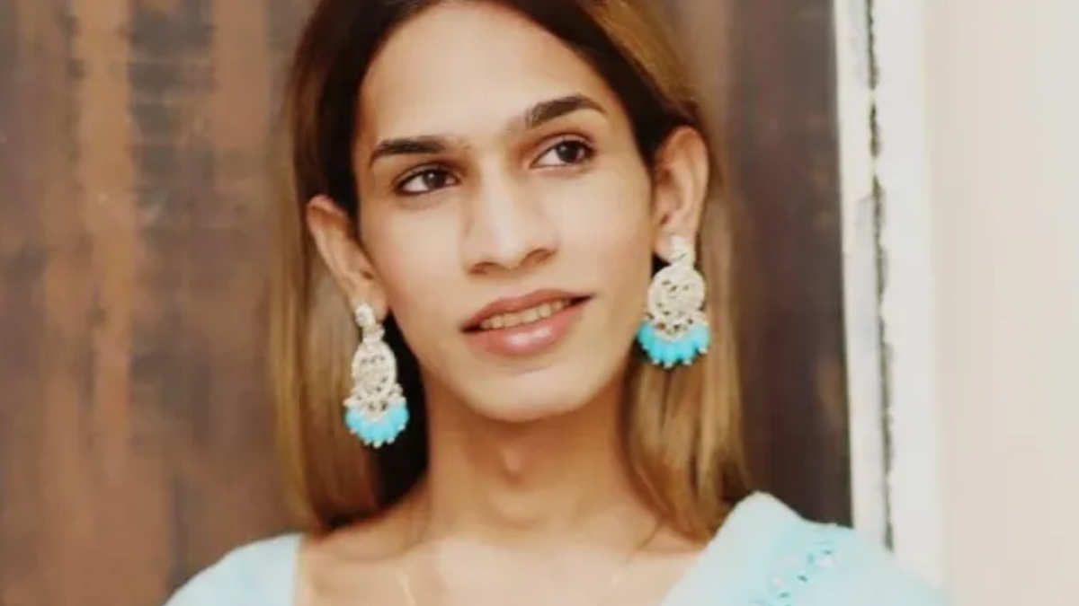 Transgender Actress Shubhi Sharma To Play Antagonist In 'Aaina' | Glamsham