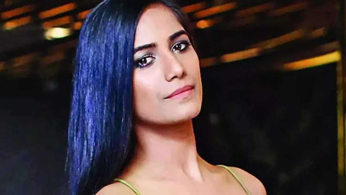 Kill Me, Crucify Me, But Save Someone, Says Poonam Pandey In Her ...