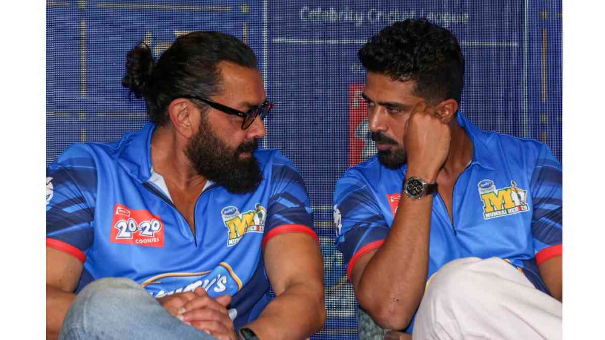 Saqib Saleem Flexes His Biceps To Bobby Deol, Talks About His Love For ...