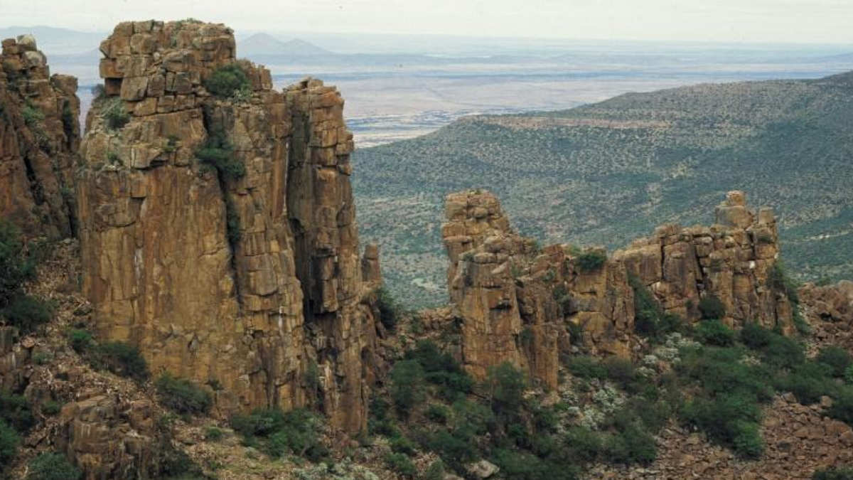 Unearth The Rainbow Nation | Glamsham