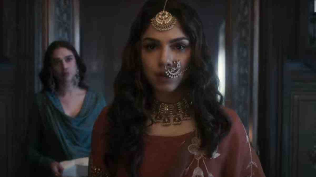 Heeramandi: The Diamond Bazaar Dialogues : Manisha Koirala, Sonakshi ...