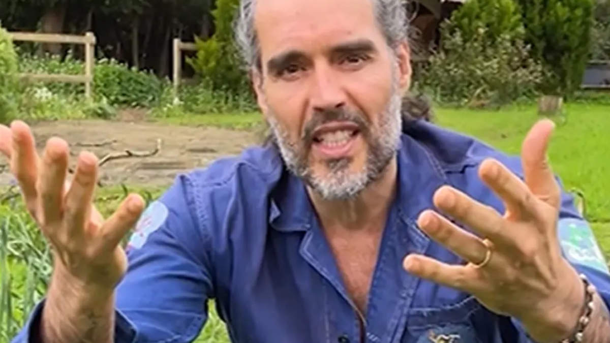 Russell Brand Is Finally Getting Baptised And Leaving His ‘past Behind ...