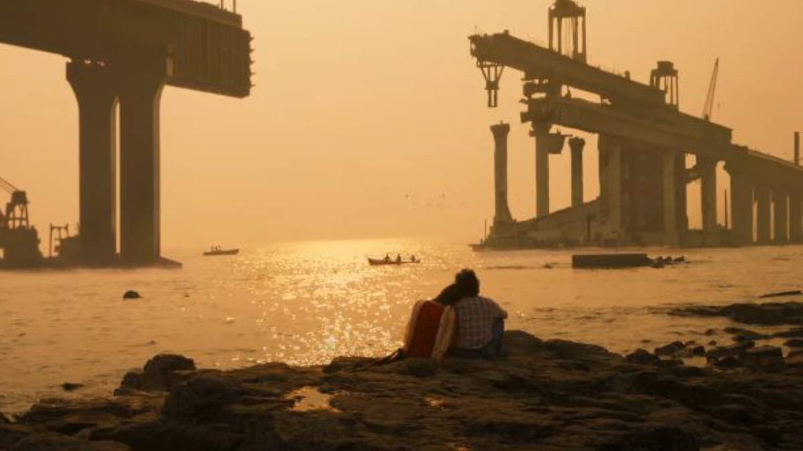 Auron Mein Kahan Dum Tha Dialogues: Ajay Devgn And Tabu's Passionate ...