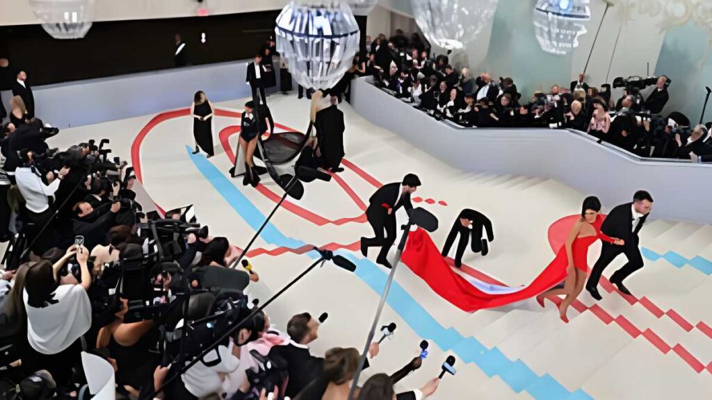 The Met Gala's Elite Price Tag: Who Can Afford To Attend?