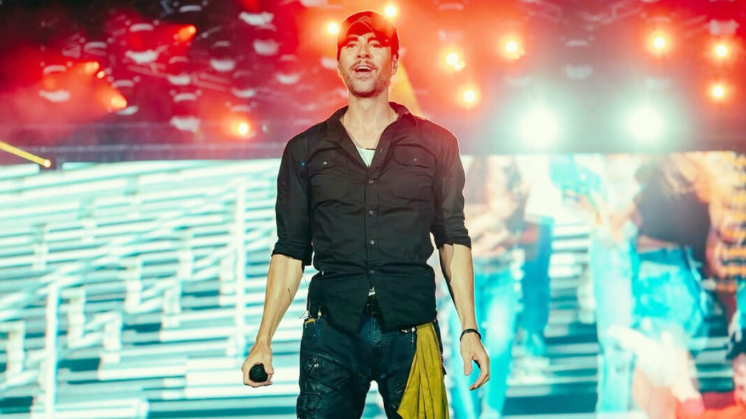 Enrique Iglesias' Concert In Mumbai Is A Night To Remember: 'Bailamos ...