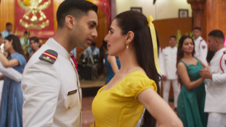 Ikkis - Sitaare Song Lyrics Starring Agasyta Nanda And Simar Bhatia