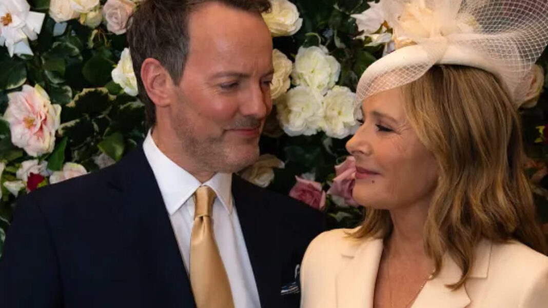 Kim Cattrall Ties The Knot With Russell Thomas In Intimate London Wedding