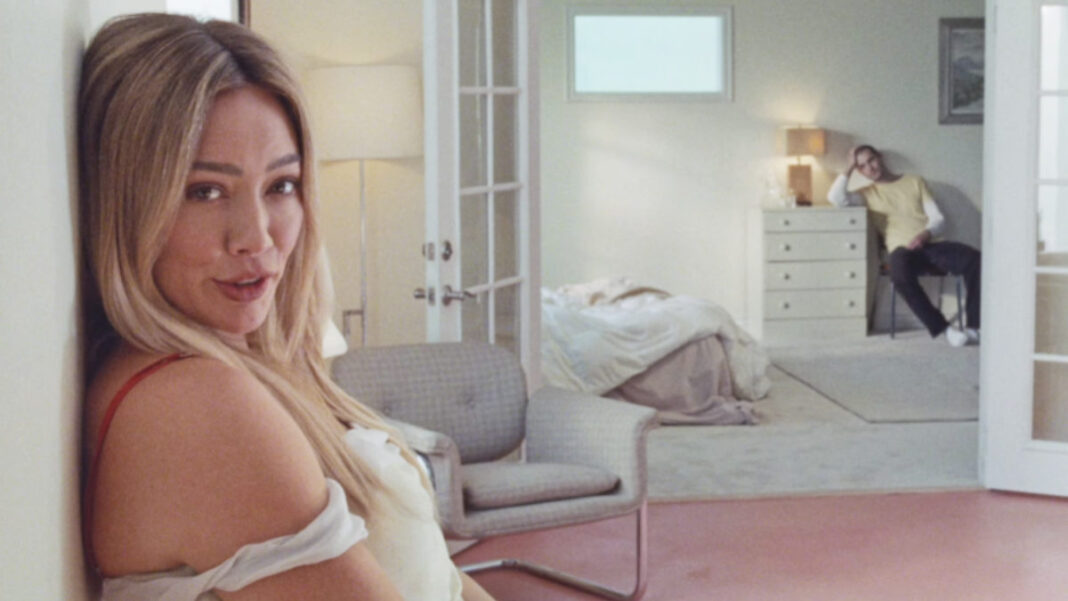 Hilary Duff - Roommates Song Lyrics